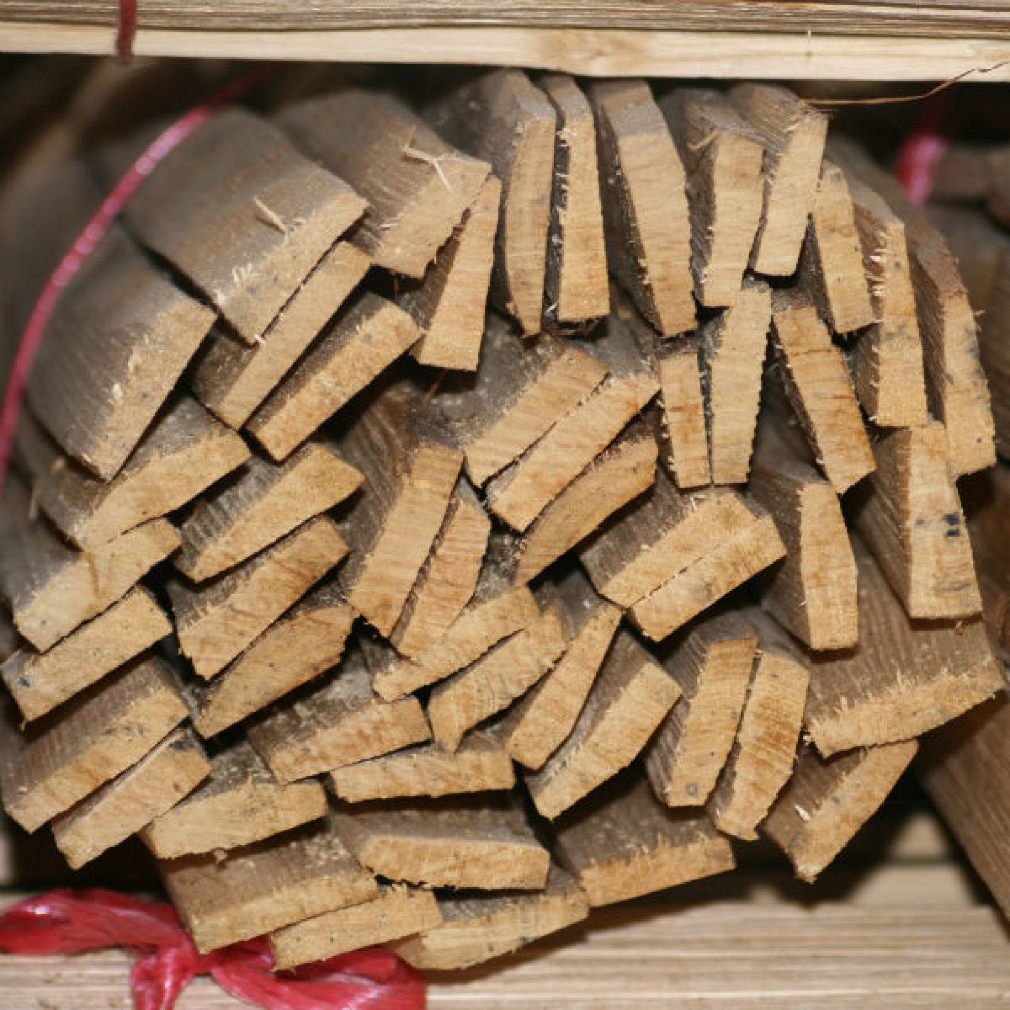 Riven Chestnut Laths | Lime Stuff