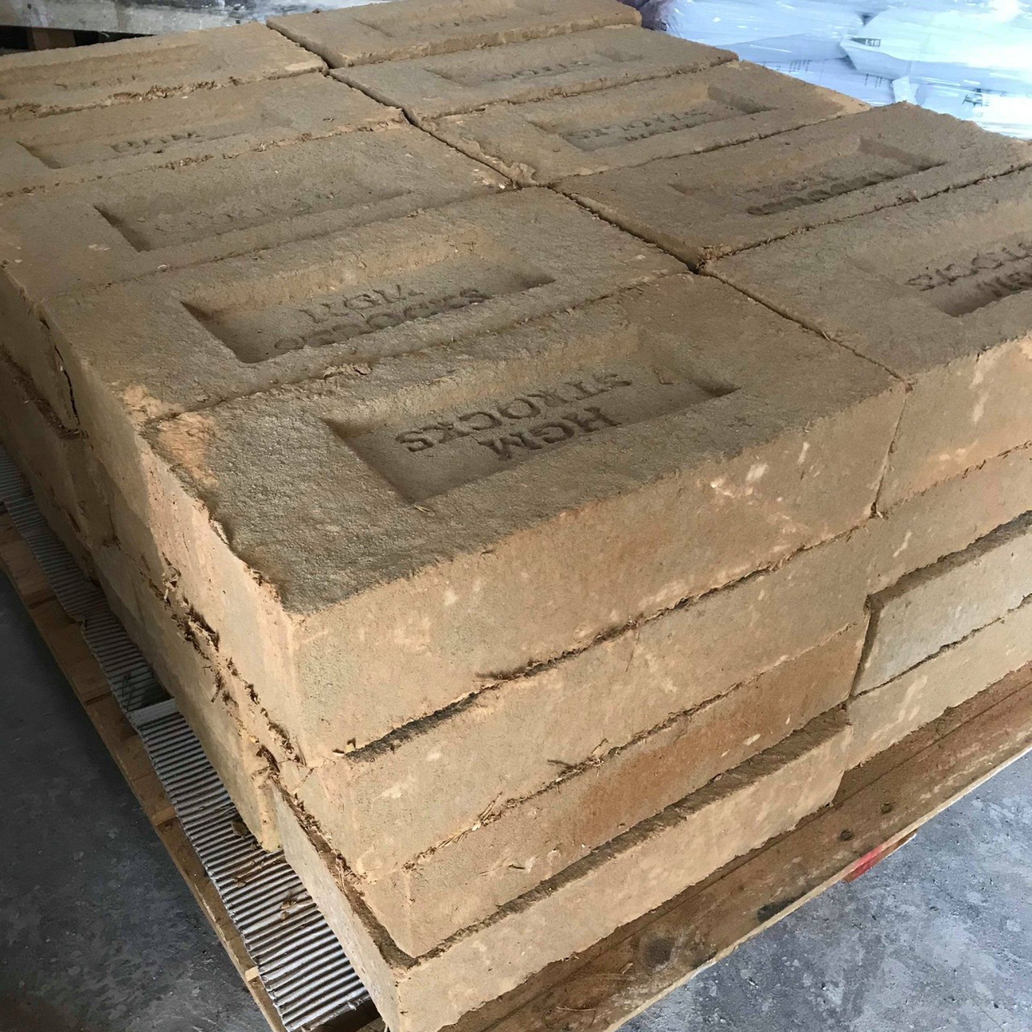 Clay Cob Block - Strocks | Lime Stuff