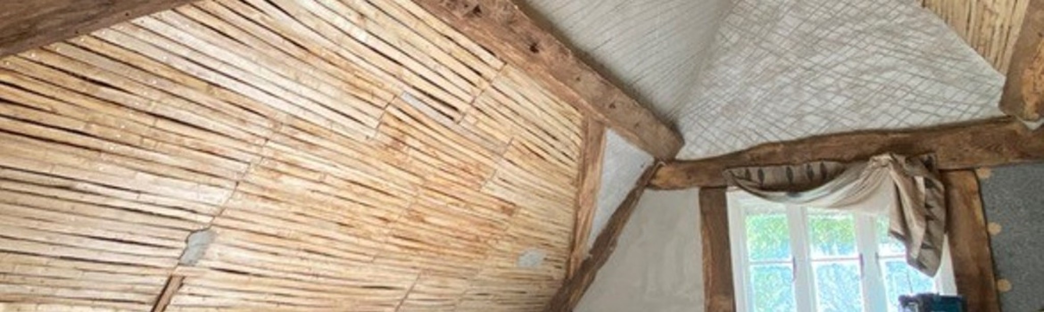 Chestnut Riven Laths | Traditional Building Materials | Lime Stuff